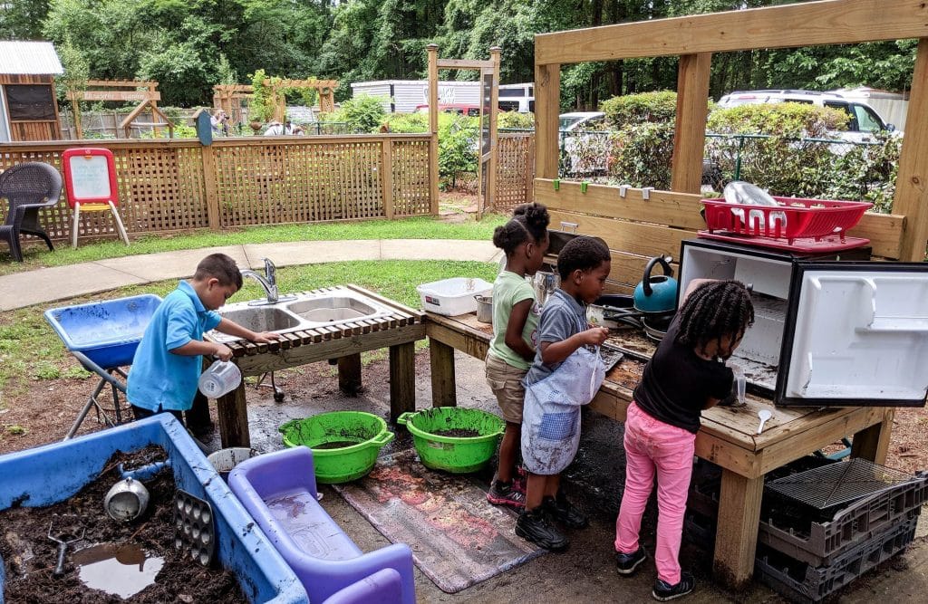 6 Creative Mud Kitchen Set-Up Ideas for Kids - Mothers Always Right