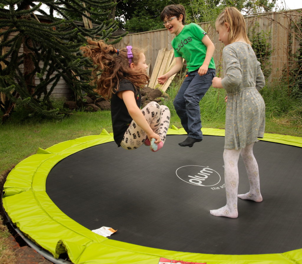 25 Exciting Games to Enjoy on the Trampoline with Your Kids - Mothers ...